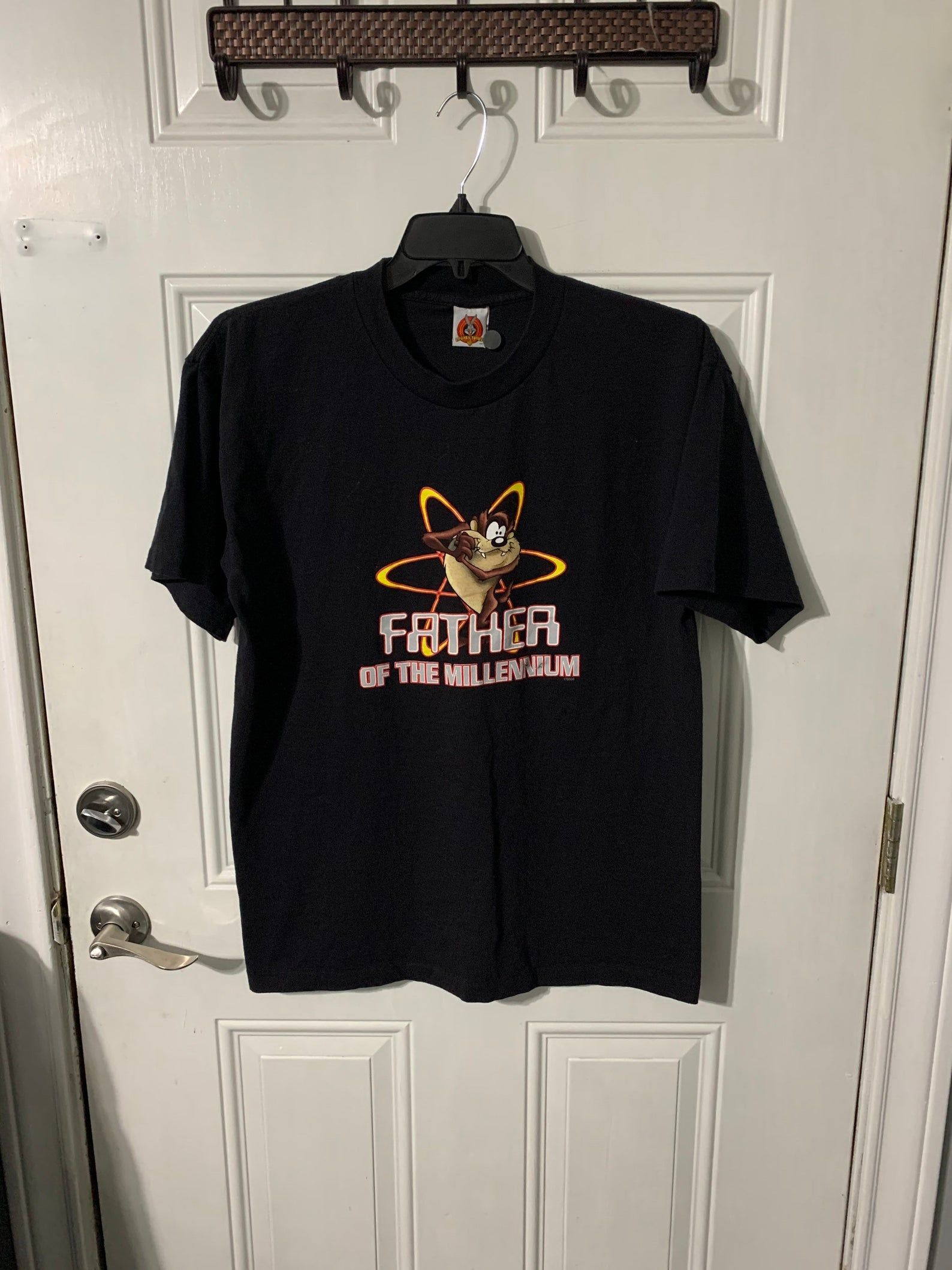 Vintage 1997 Taz Father Of The Millenium Warner Bros T-Shirt L - StanyStore